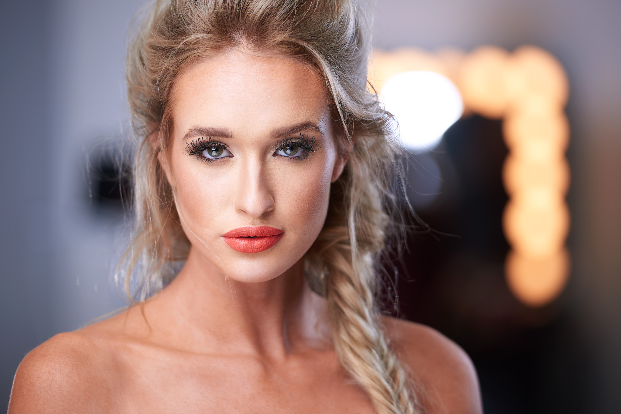 Quick in-studio BTS headshots – Dan Tabar Photography